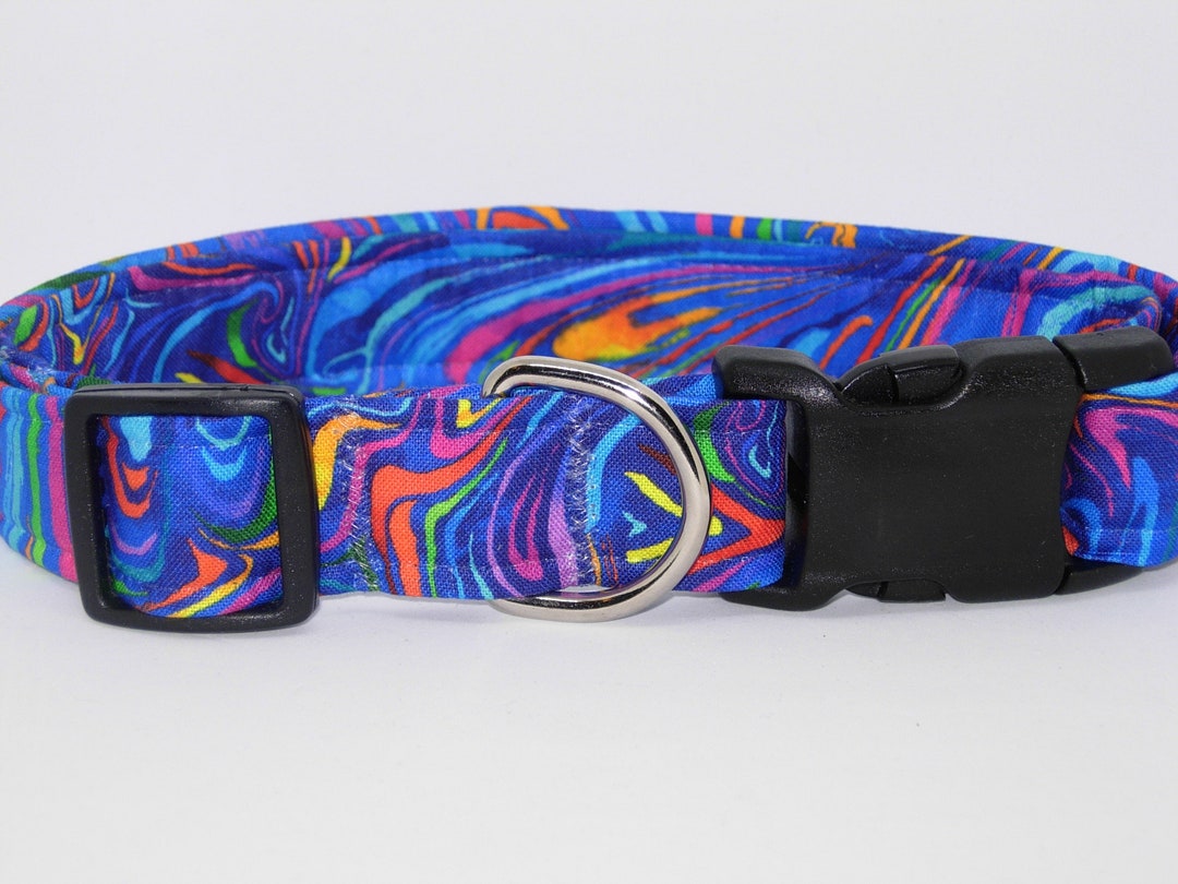 Funky Swirls Dog Collar, With Dog Bow tie, Retro Trendy Abstract, Blue ...