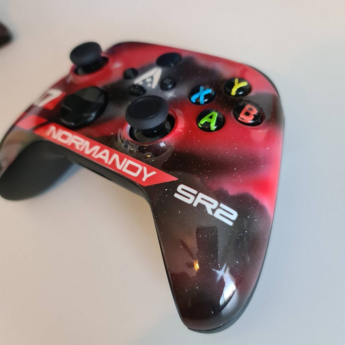 Custom Painted Mass Effect Themed Controller N7 Normandy Renegade Red ...