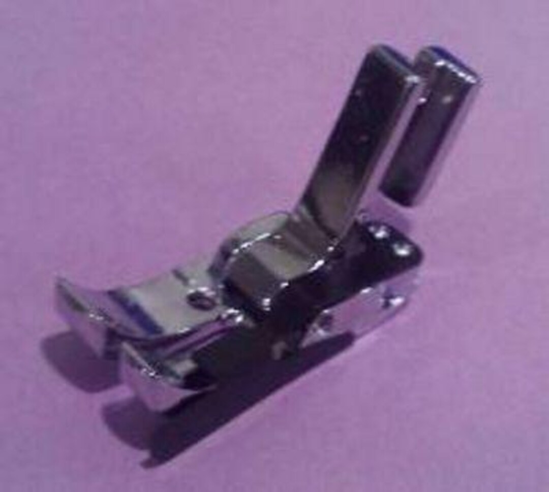 Singer Presser Foot 1/4in Quilt Slant W/blade-screw-on Type Foot - Etsy
