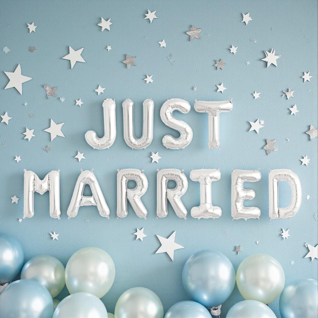 Just Married Balloon Banner: Wedding Shower & Engagement Party Decor - Etsy