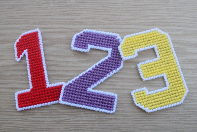 Plastic Canvas Numbers Pattern 10 Plastic Canvas Number Patterns ...