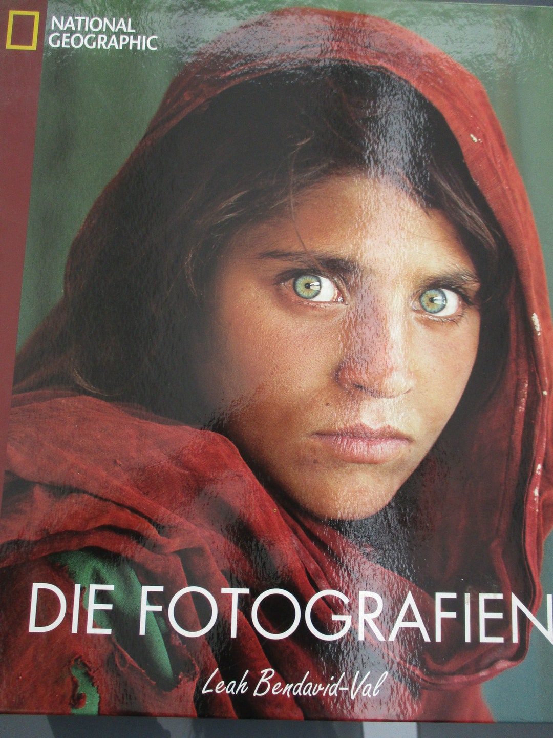 The Photographs, National Geographic, Picture Book, Book Photos Vintage ...