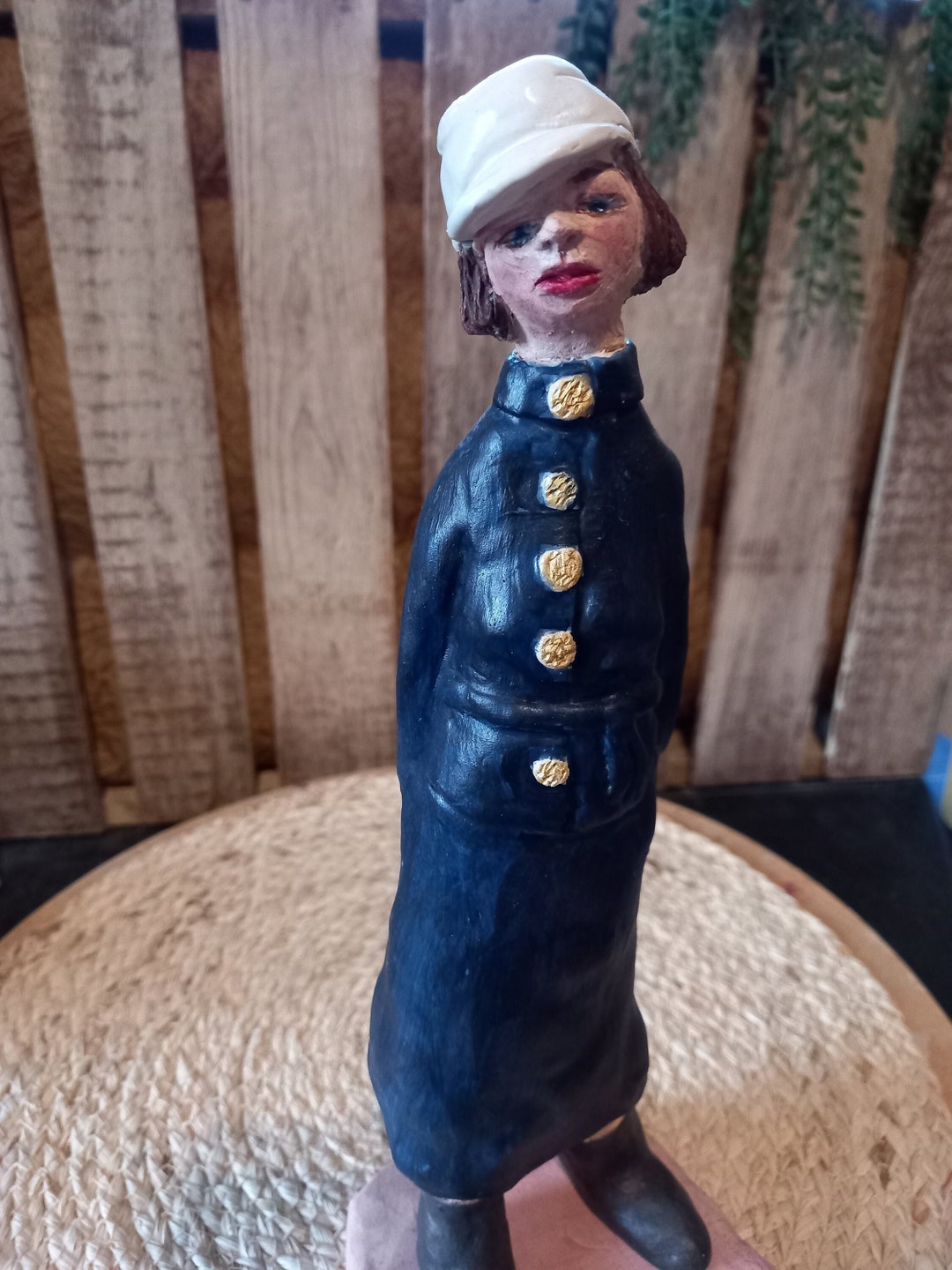 Ceramic Figure Woman, Clay Sculpture, Clay Figures, Ceramic Figures ...