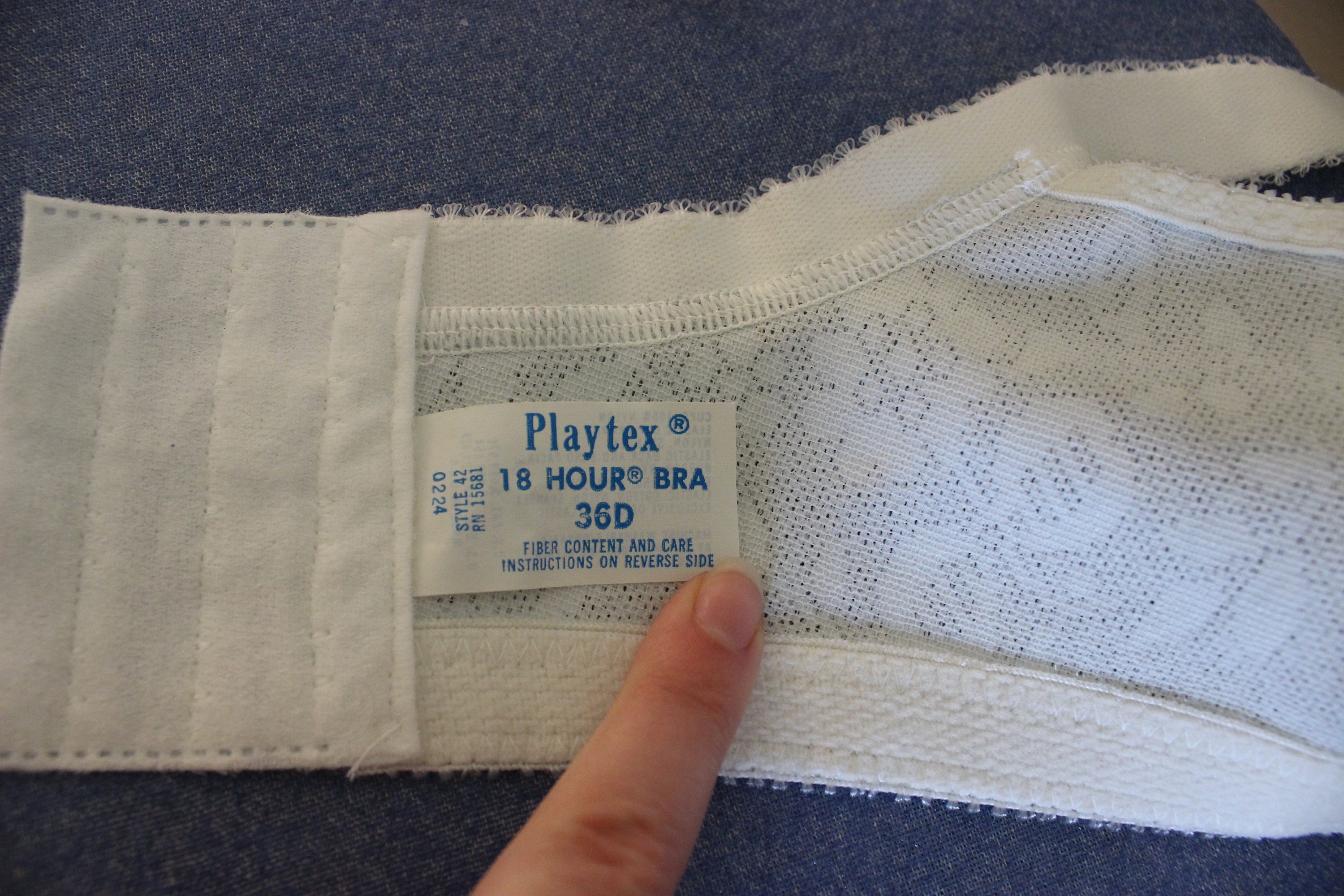 Vintage Ladies 36D Playtex Bra, Adjustable Straps. White and Light Blue ...