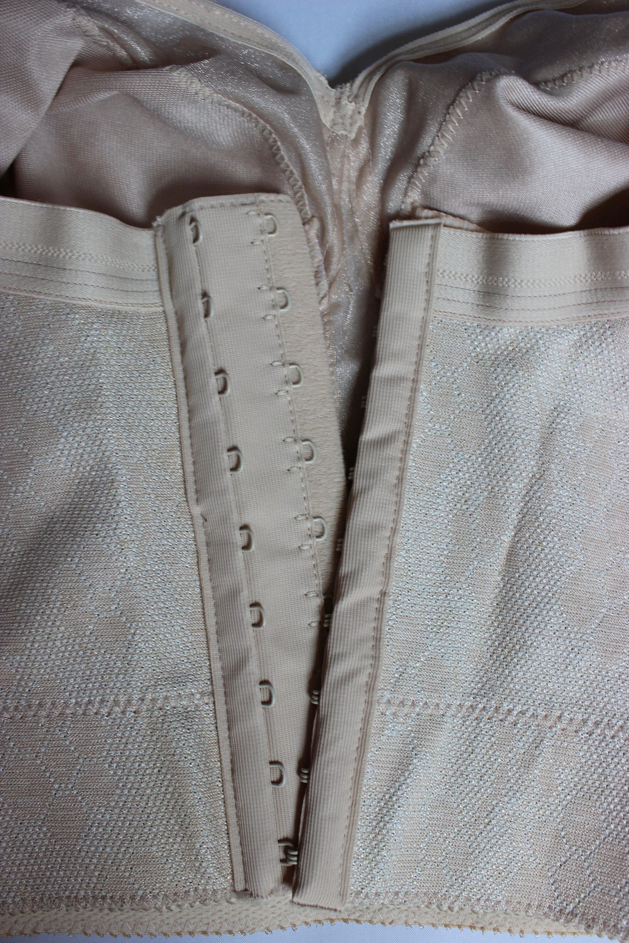 Vintage Playtex 1980s Ladies Beige 40D Bustier, lovely Look by 18 Hour ...