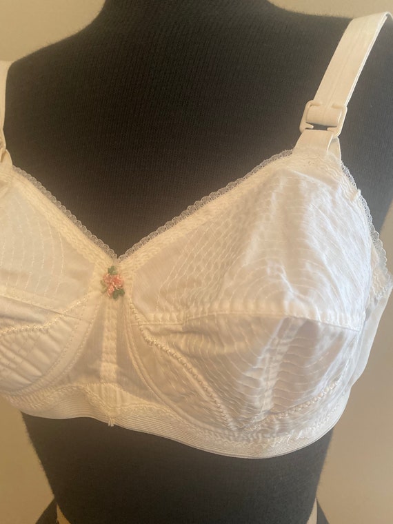 Vintage Lady Suzanne Bullet Gem