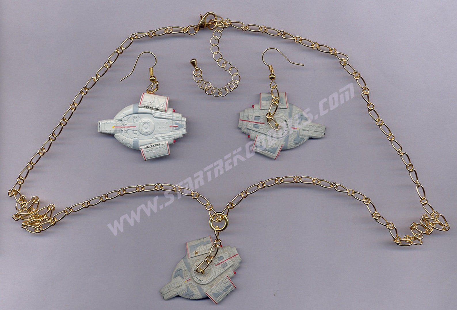 JEWELRY Star Trek: Deep Space Nine Starship Defiant Necklace | Etsy