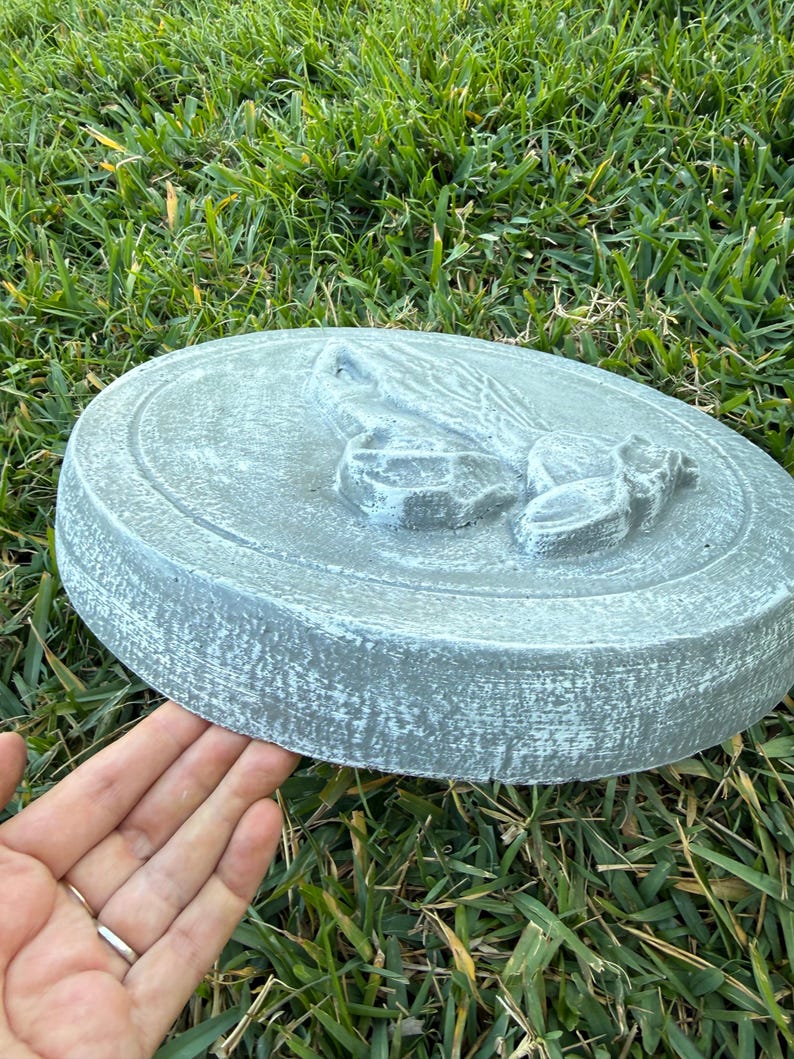 Praying Hands Concrete Stepping Stone, 12”x1.5”, Religious Garden Decor ...