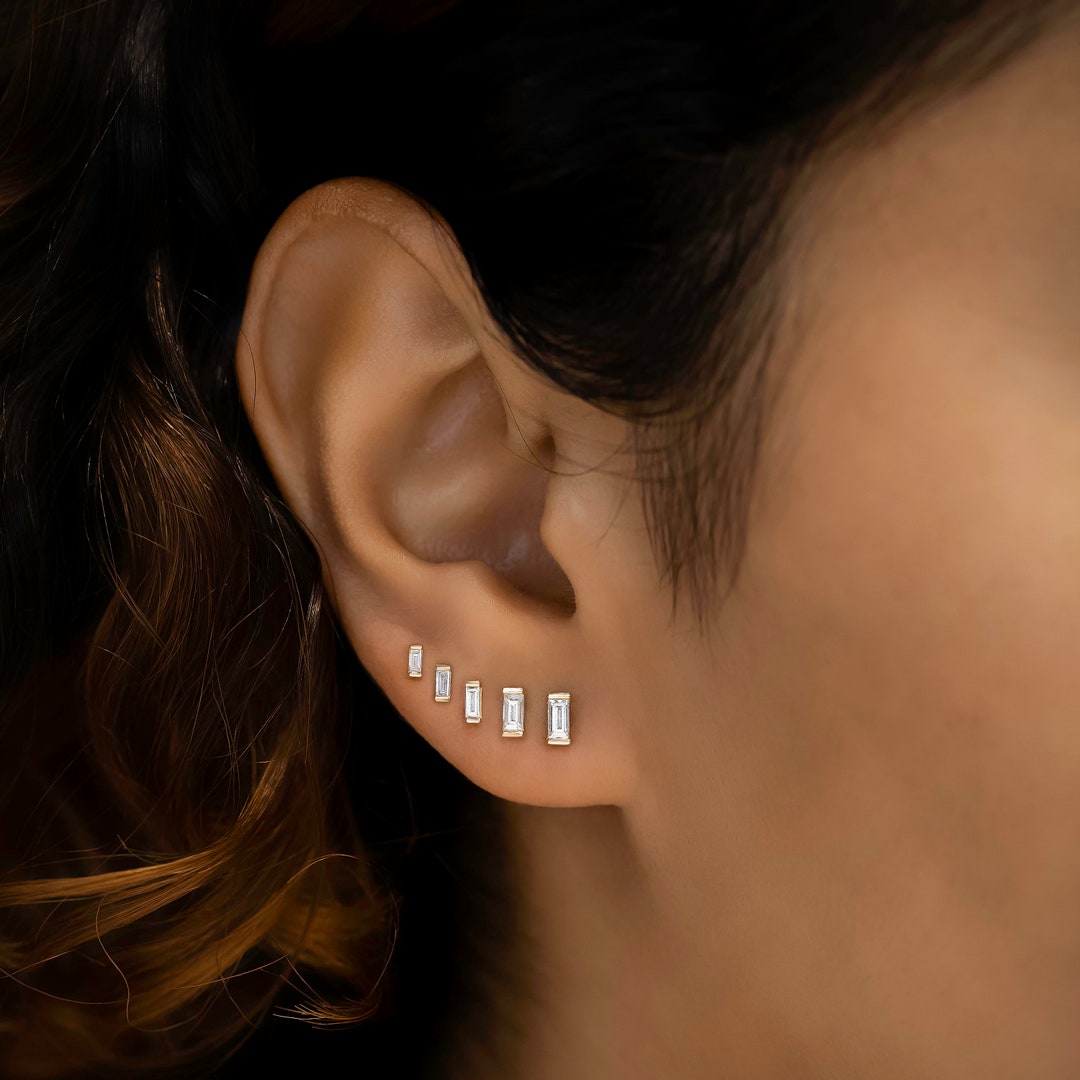 14k Gold Baguette Diamond Stud Earring: Tension Set Single - Etsy