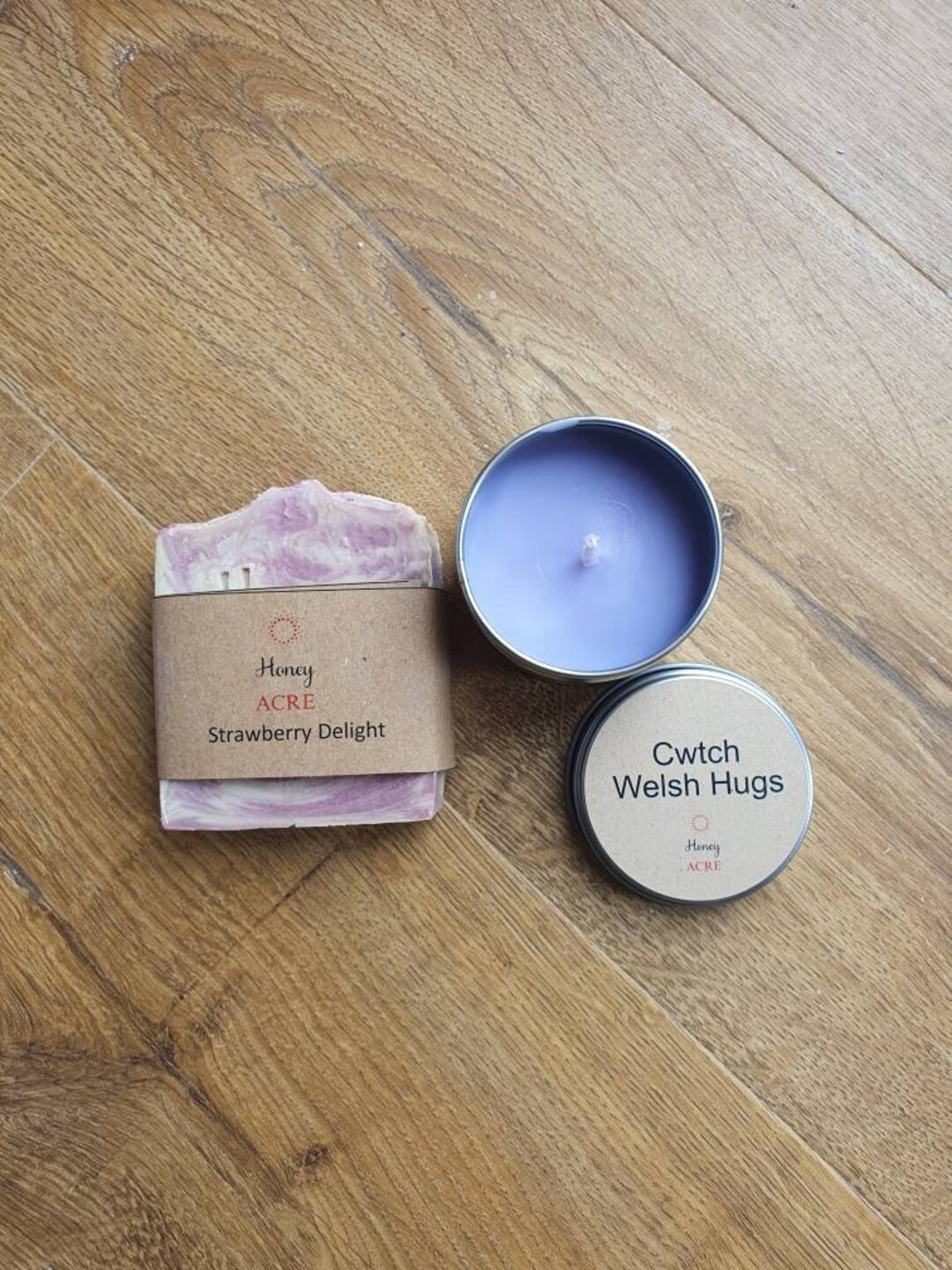 Welsh gift set, Luxury plant-based soap bar, Cwtch welsh hugs candle ...