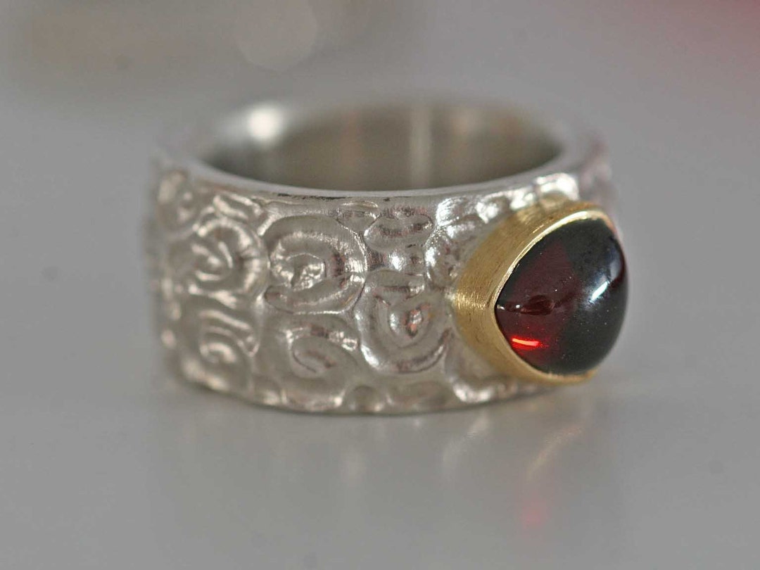 Ring With a Dream of a Cherry-red Garnet Set in Gold by Frank Schwope ...