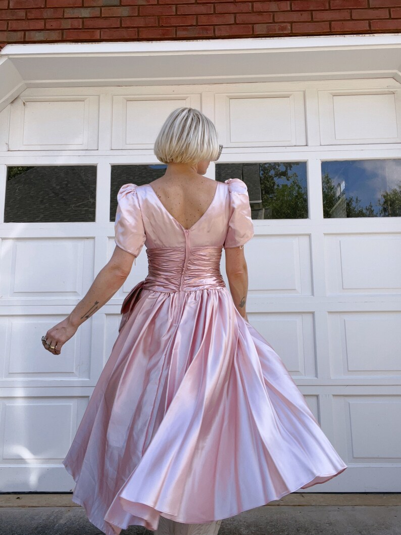 VTG 80s Pink Satin / Pink Metallic Bow - Etsy