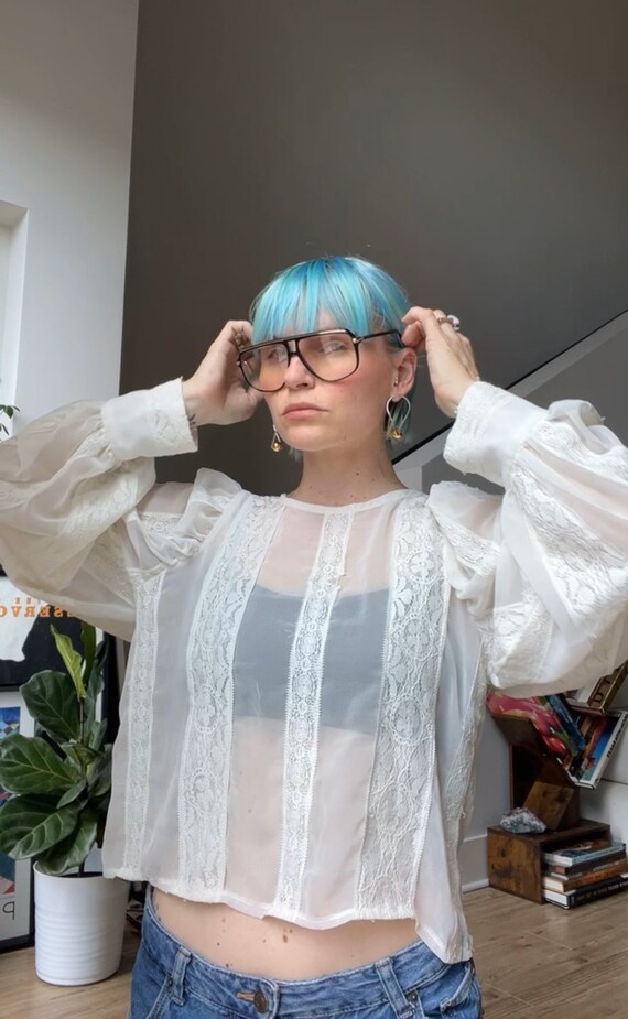 vtg 90s sheer lace - Gem