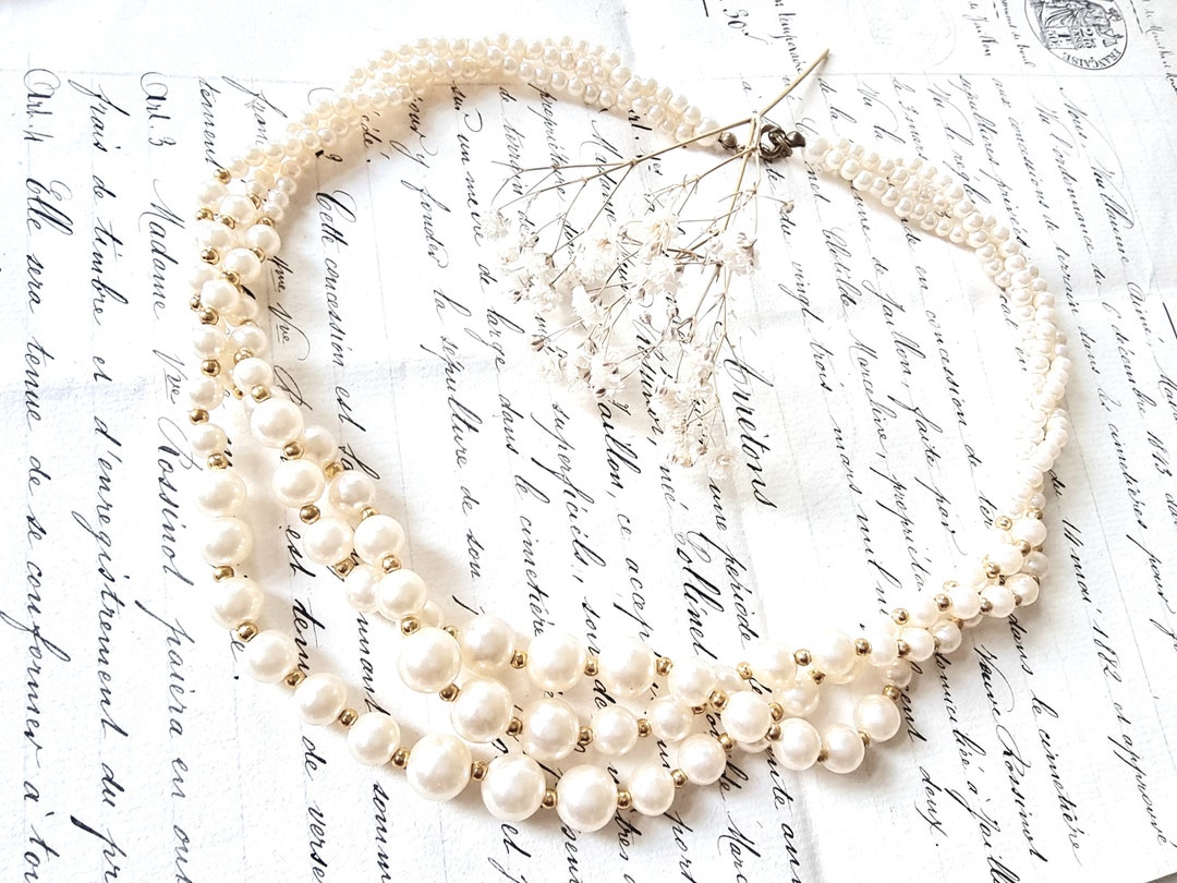 Simple 80s Pearl Necklace Multi-row, Vintage Pin-up Necklace, Diva ...