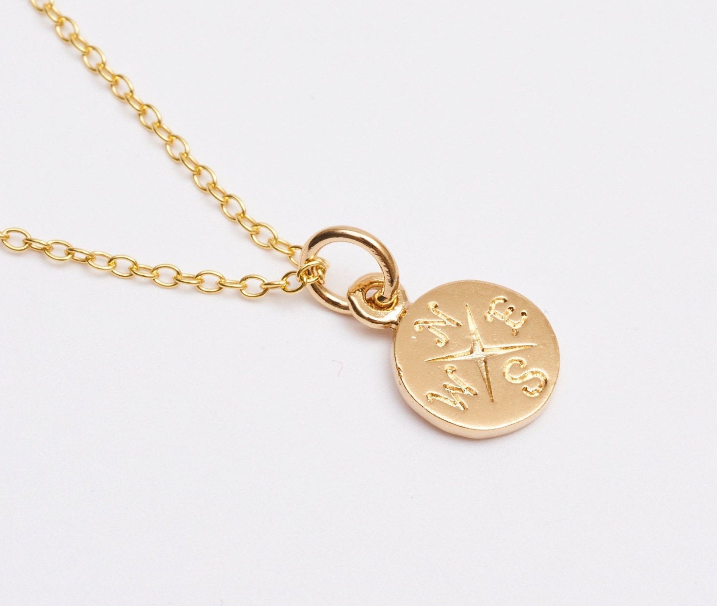 Tiny Compass Rose Pendant Circle Dainty Necklace 14K Gold - Etsy