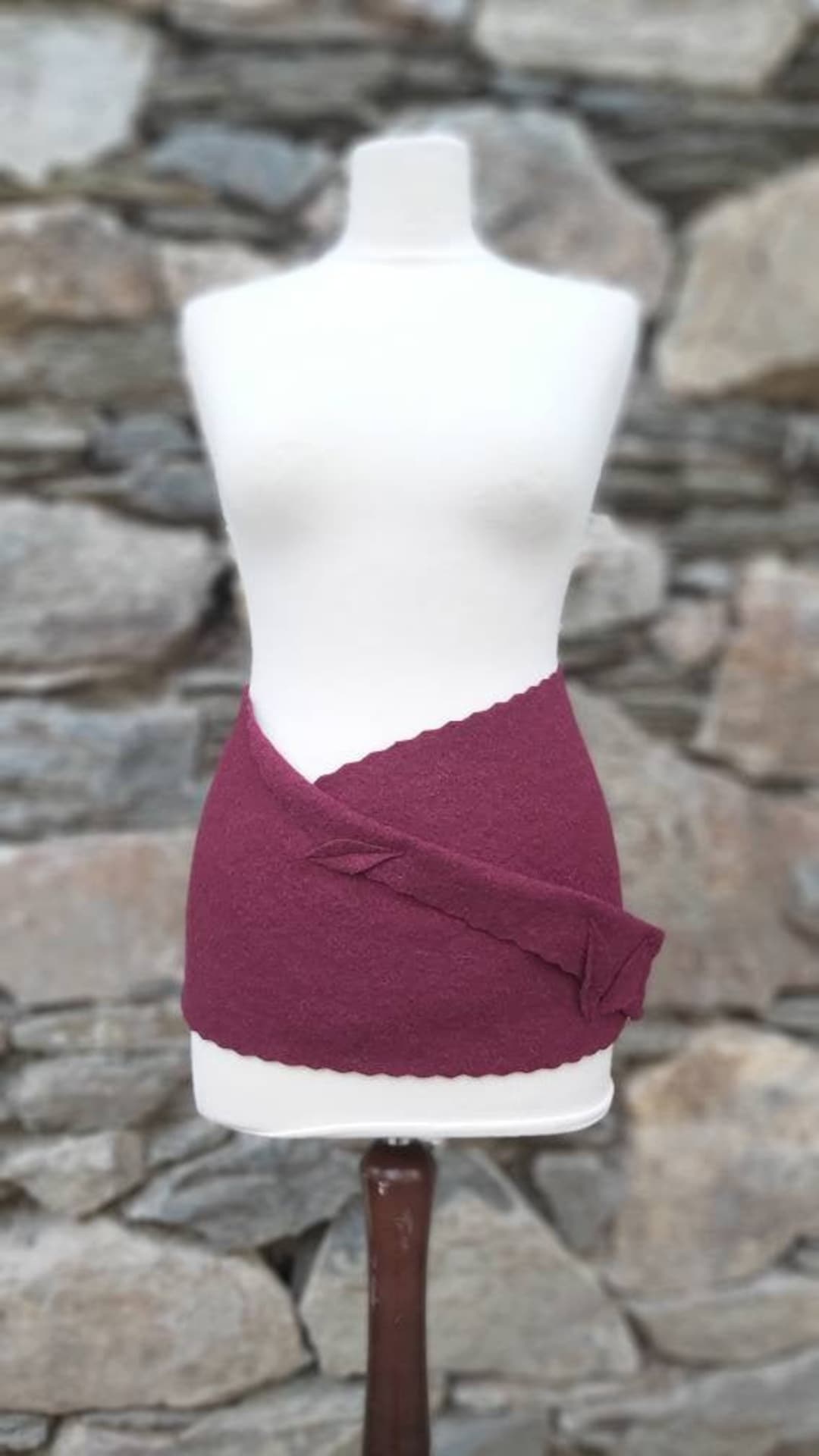 Kidney Warmer in Burgundy Made of Pure Sheep's Wool, Wrap, Hip-hugging ...