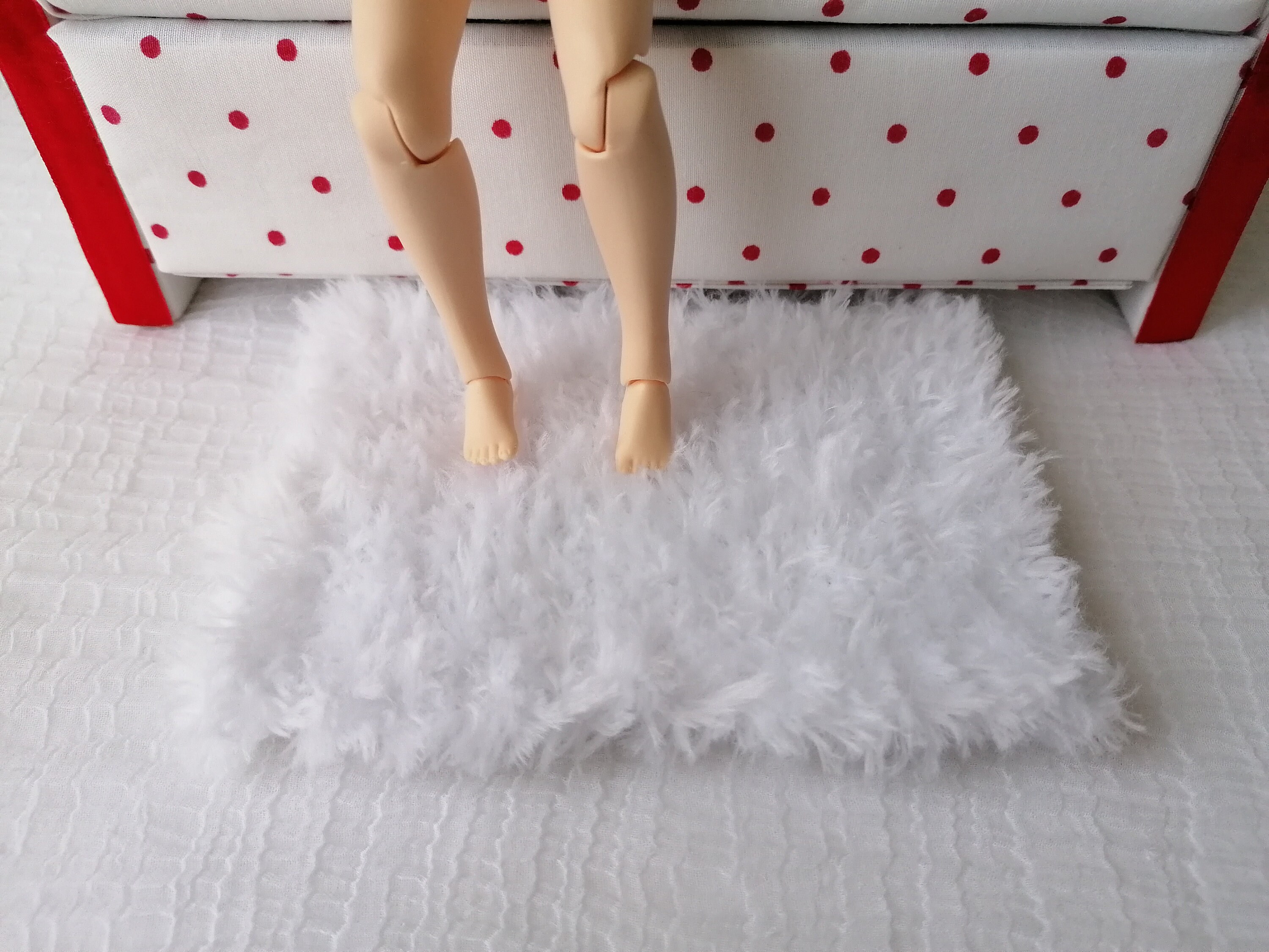 Dollhouse Rug White Soft Hand Knitted Faux Fur Rug for Dolls 1:12 or 1 ...
