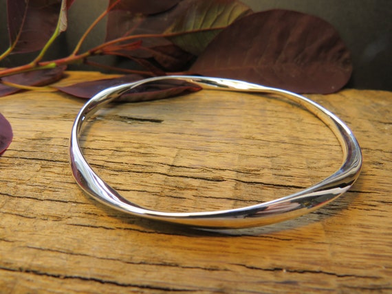 Classic Silver Twist Bangle Supplied Nicely Wrapped in a Gift | Etsy UK
