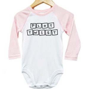 Plot Twist Baby Announcement Baby Reveal Newborn Outfit | Etsy