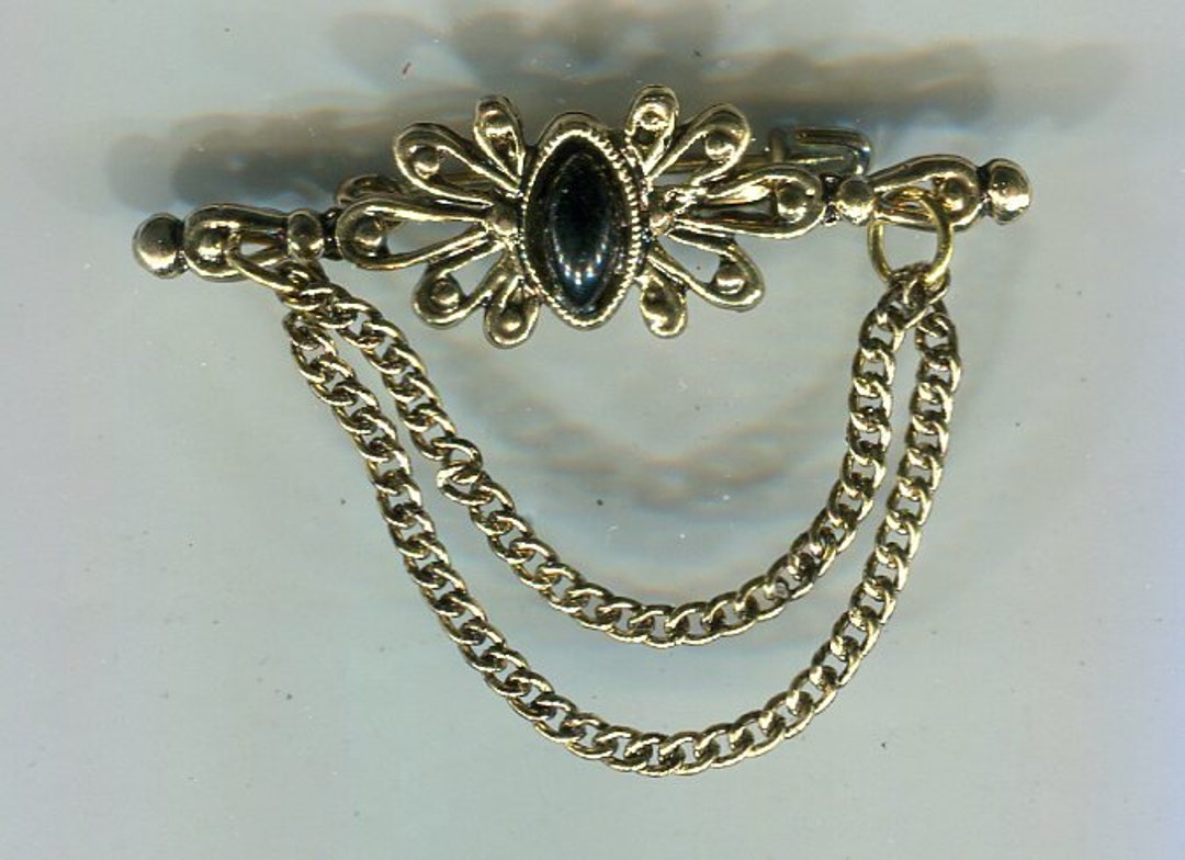 Filigree Medieval Renaissance Brooch With Cabochon Gold - Etsy