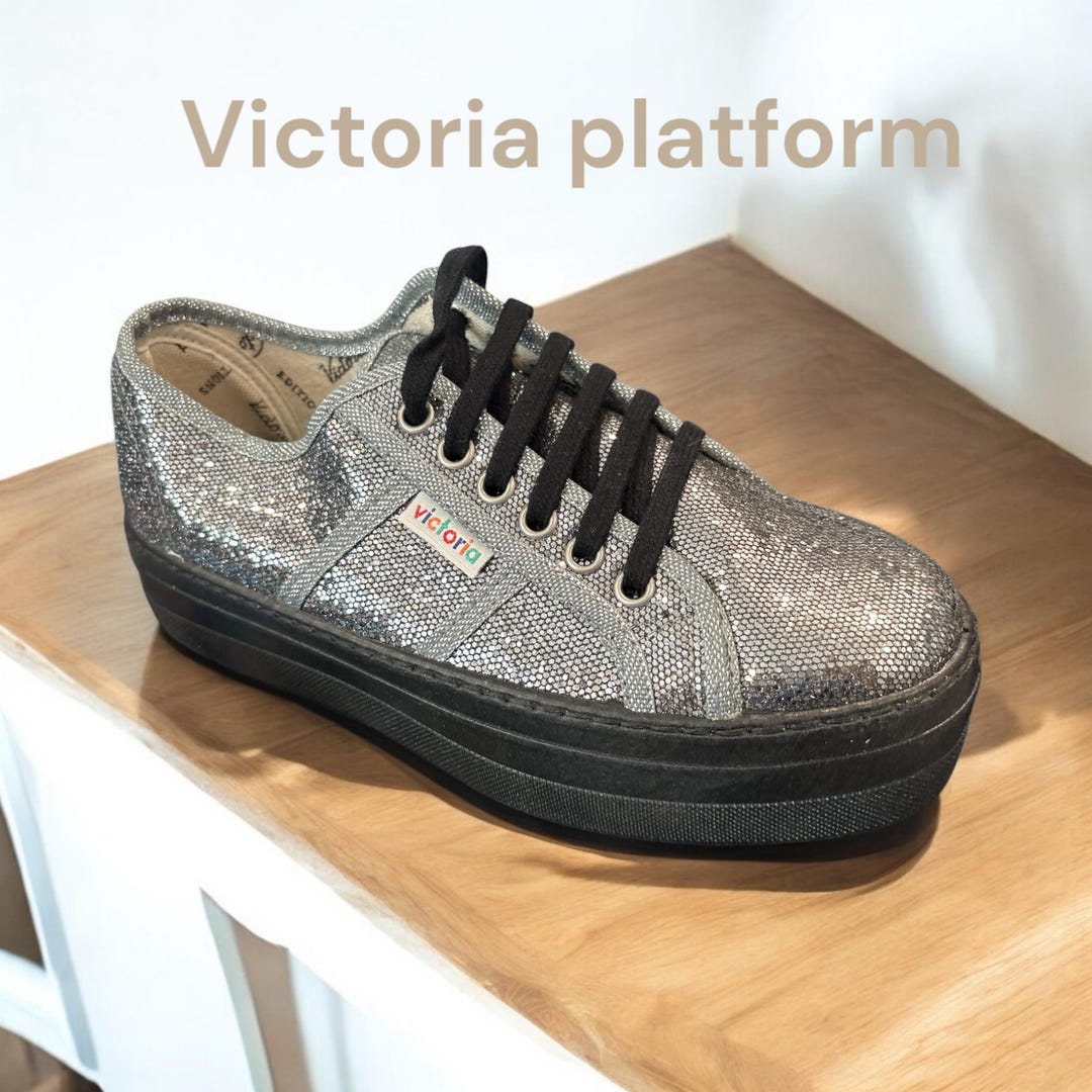 Victoria Shoes Euro 37 U.S. 6 Platform 1 1/2 Inch High - Etsy