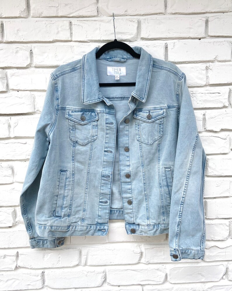 Notre Dame Retro Lettering Hand Painted College Denim Jean Jacket - Etsy