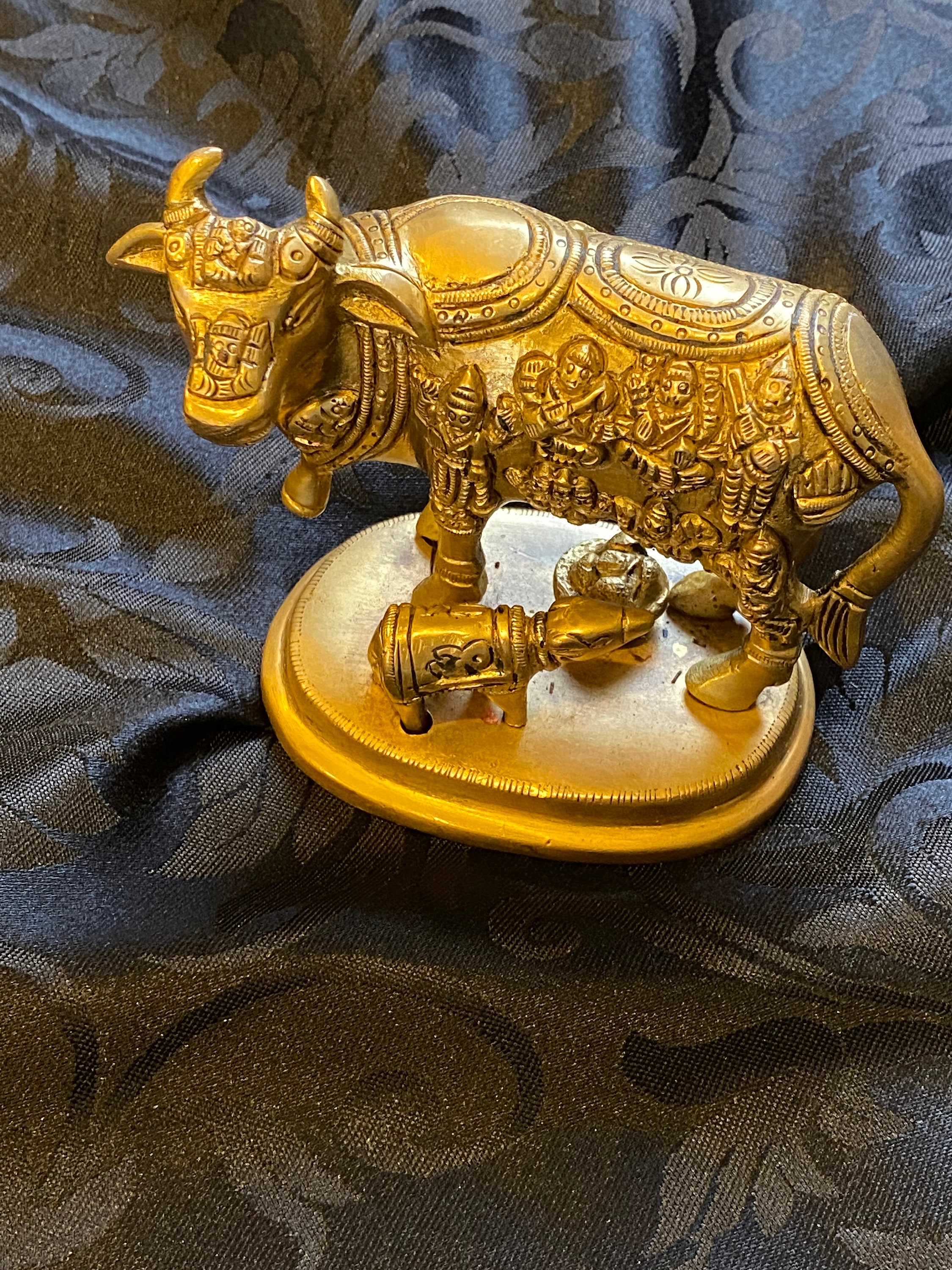 Indian Gomatha Indian Brass Cow Kamadenu Cow With Calf Statue Depawali ...