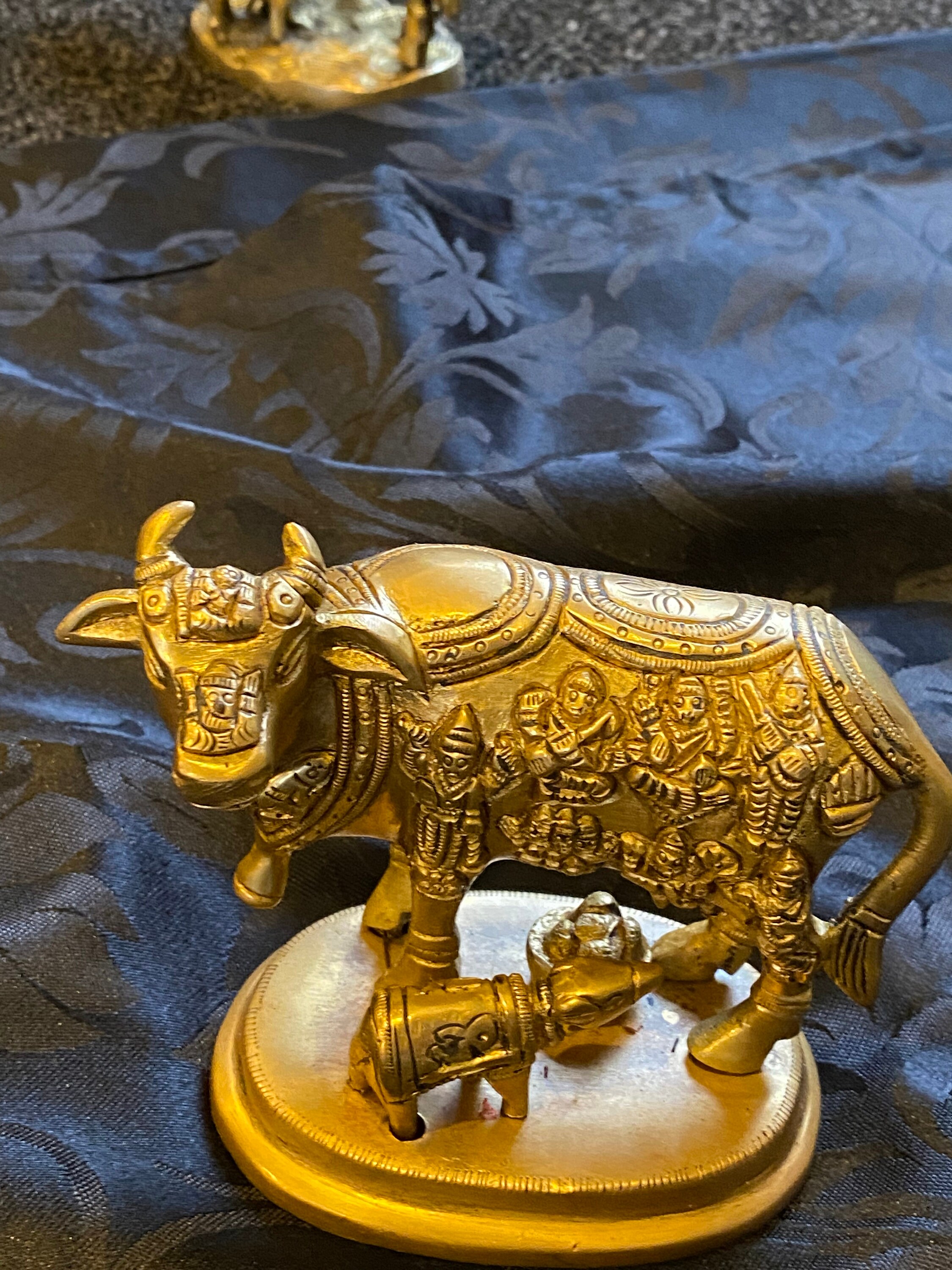 Indian Gomatha Indian Brass Cow Kamadenu Cow With Calf Statue Depawali ...