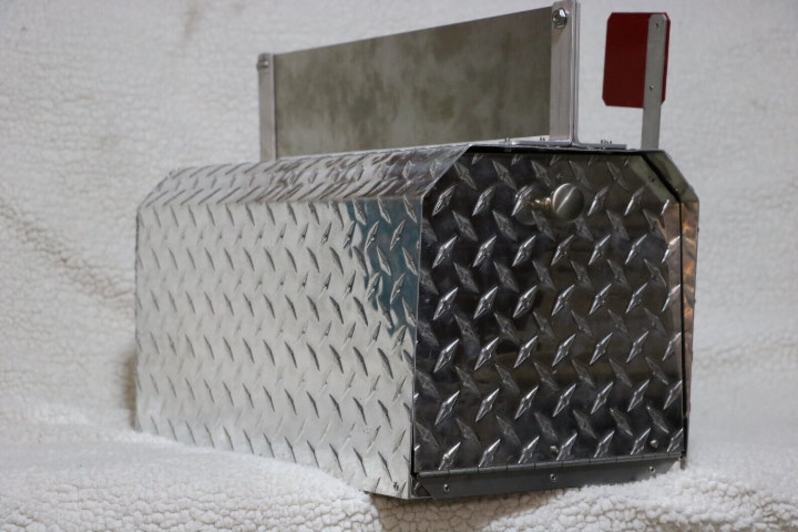 Heavy Duty Aluminum Diamond Plate 14 Gauge Mailbox Large Size With Name ...