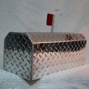 Heavy Duty Aluminum Diamond Plate 14 Gauge Mailbox Regular Size - Etsy