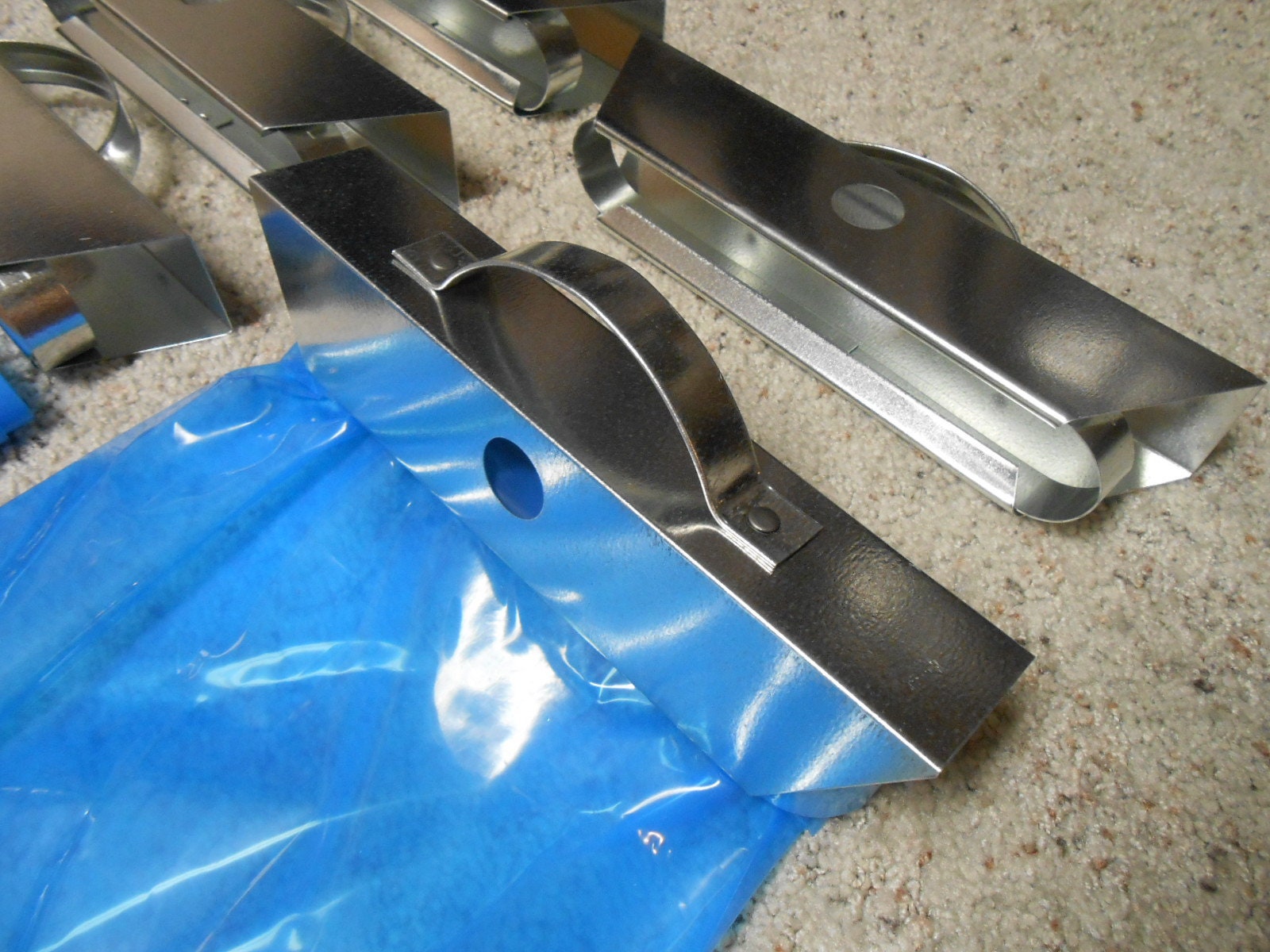 Maple Syrup Starter Kit Sap Sack Holders Spiles Bags Spouts Taps Set of ...