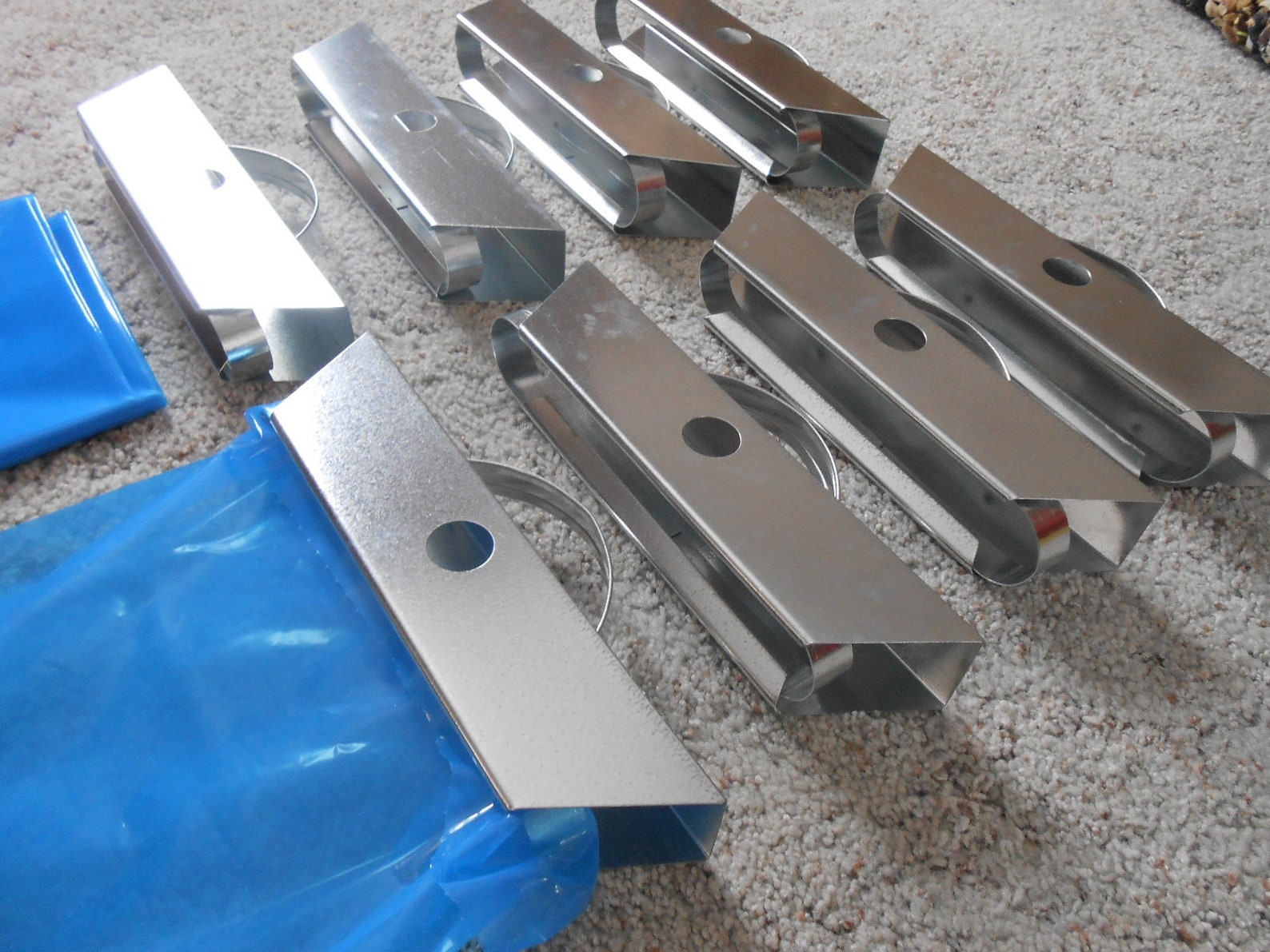 Maple Syrup Starter Kit Sap Sack Holders Spiles Bags Spouts Taps Set of ...