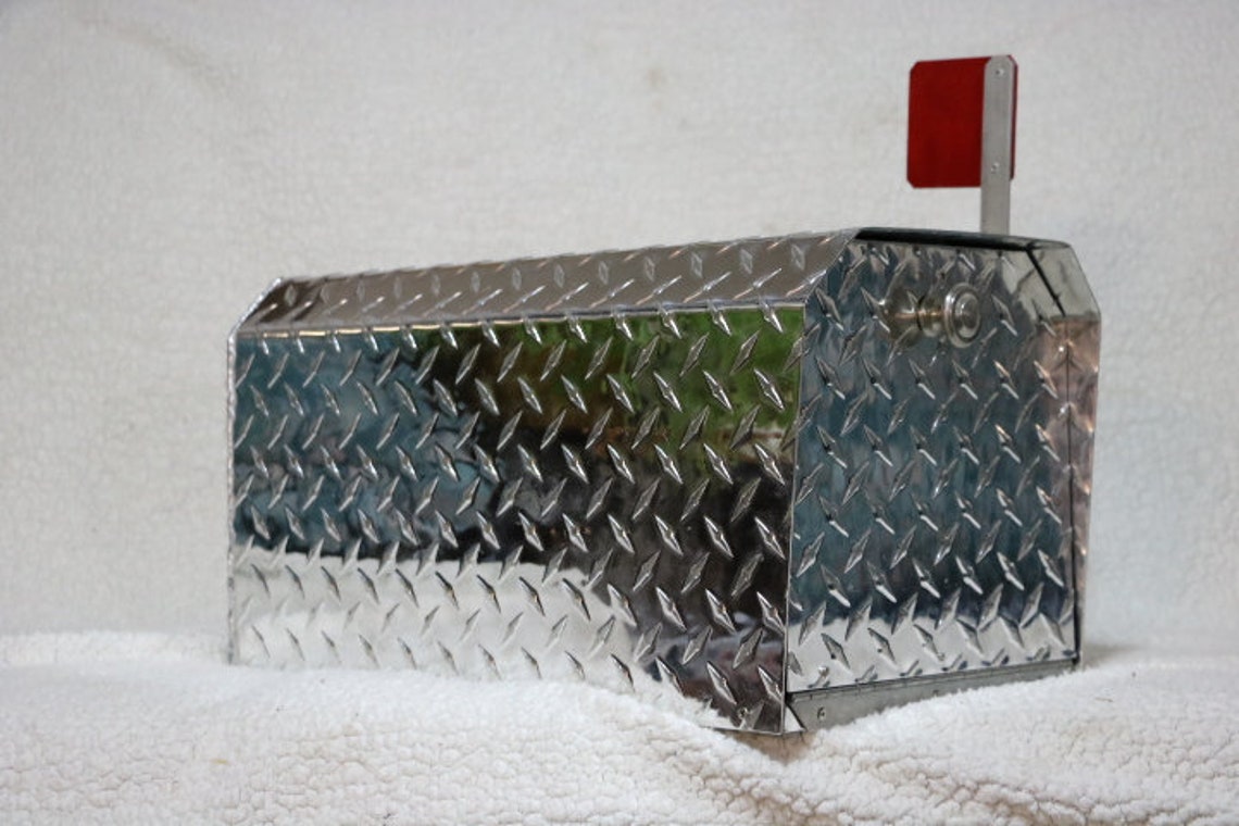 Heavy Duty Aluminum Diamond Plate 14 Gauge Mailbox Large Size - Etsy