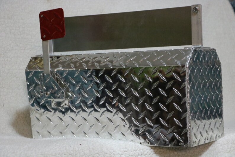 Heavy Duty Aluminum Diamond Plate 14 Gauge Mailbox Medium - Etsy