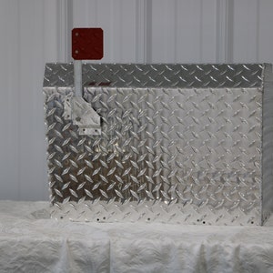 Heavy Duty Aluminum Diamond Plate 14 Gauge Mailbox Jumbo Size - Etsy