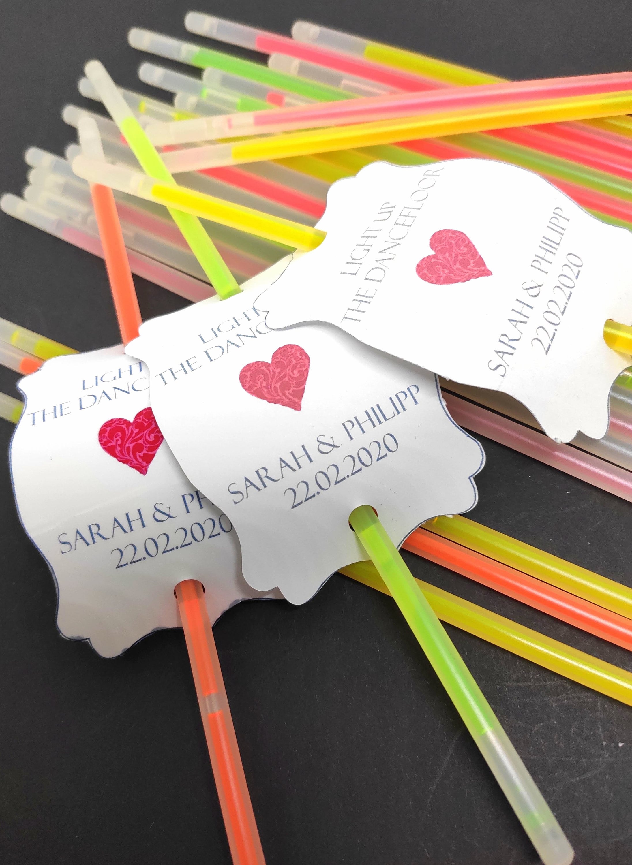 25 Glow Sticks Guest Gift With Personalized Tag for the - Etsy