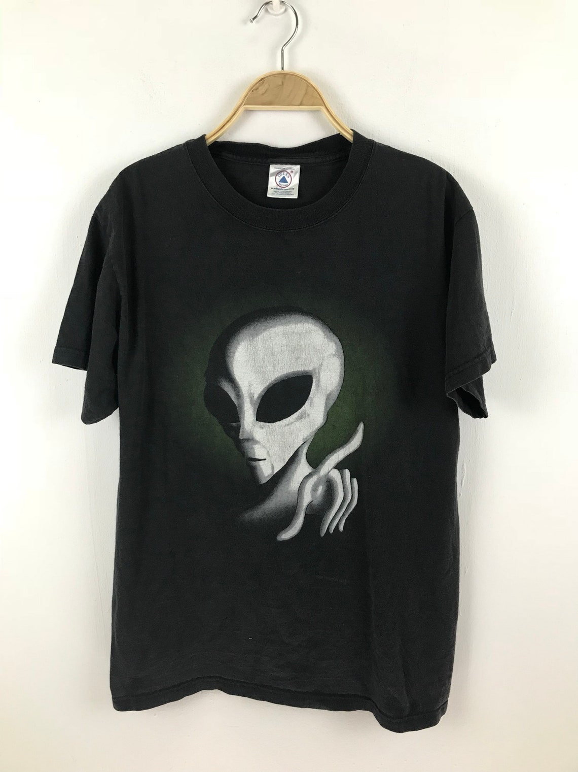 Fashion Victim Alien Tee Medium Size - Etsy