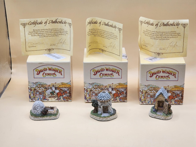 Miniature Village & Castles - 12pc Resin Figurine Collection - David ...