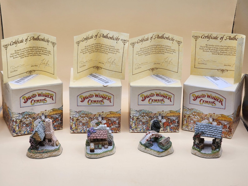 Miniature Village & Castles - 12pc Resin Figurine Collection - David ...