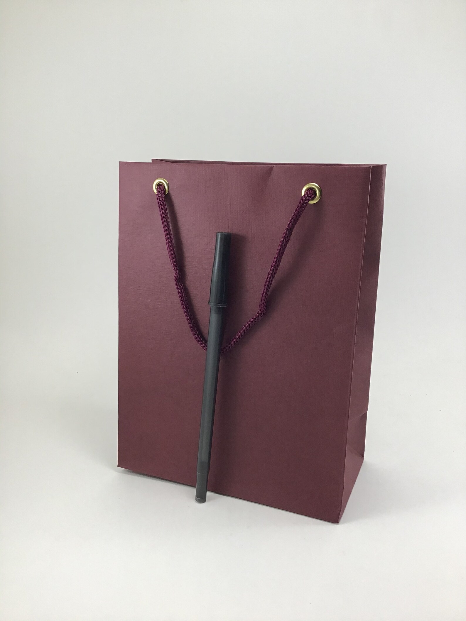 Set of 10 Burgundy Paper Bag With Handles, Premium Wedding Favor Bags ...
