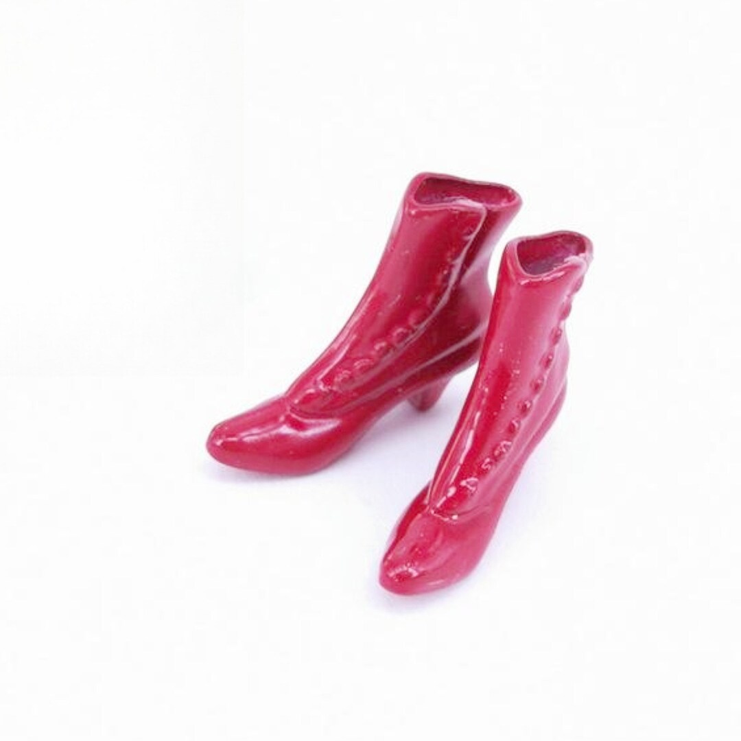 Miniature Red Boots Dollhouse Miniatures Diorama Miniatures Supplies ...