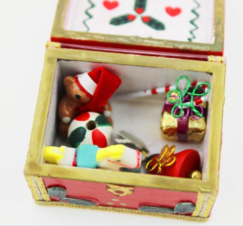 Miniature gift box Miniature treasure box Dollhouse miniatures | Etsy