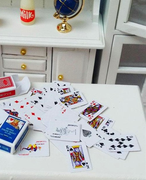 Miniature Poker Playing Cards Dollhouse Miniatures Diorama Miniatures ...