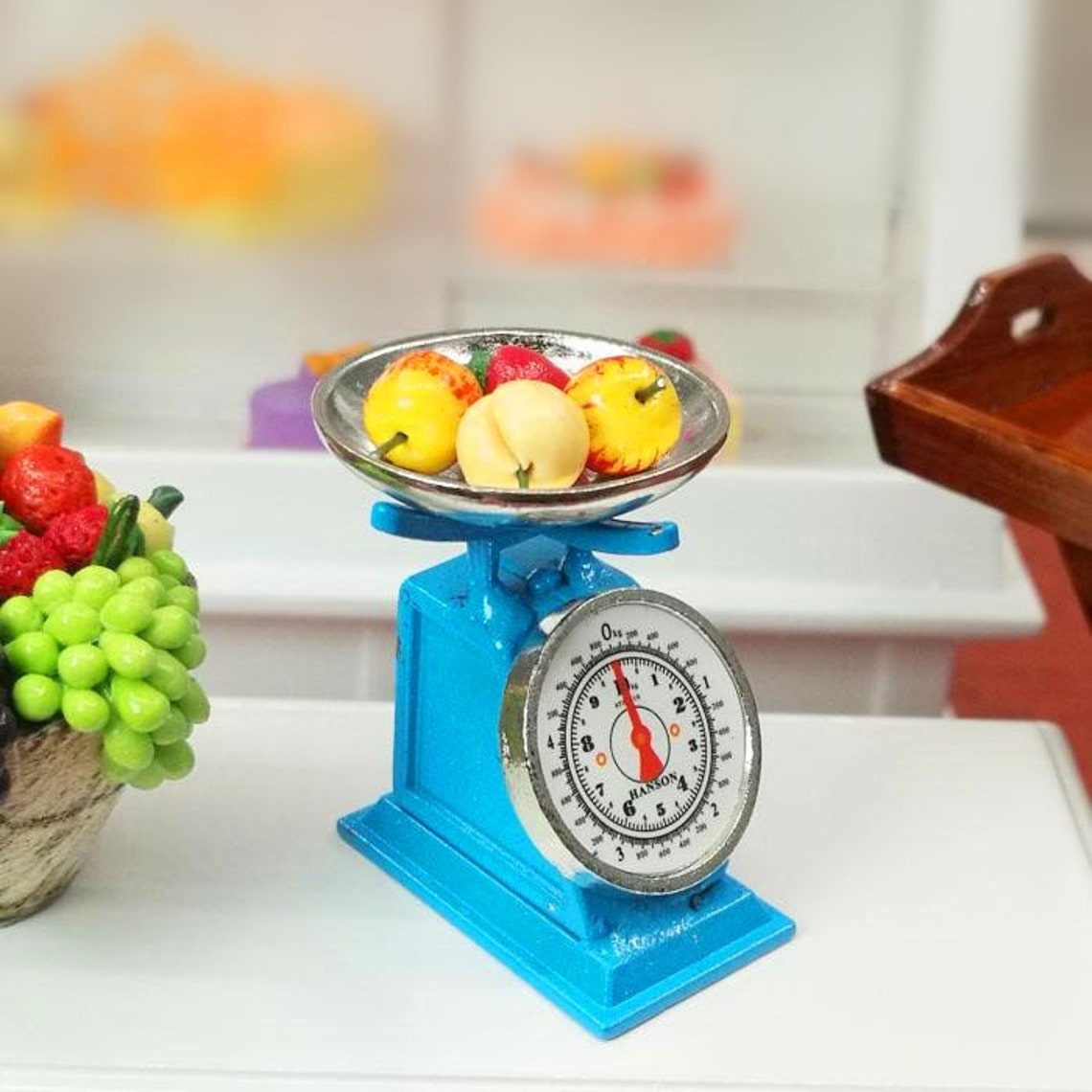 Miniature Scale Dollhouse Miniatures Mini Scale Diorama Miniatures ...