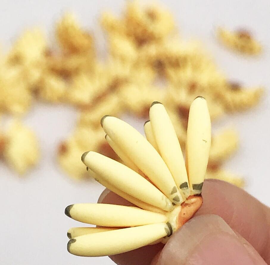 Miniature Banana Miniature Food Miniature Fruit Doll House Food ...
