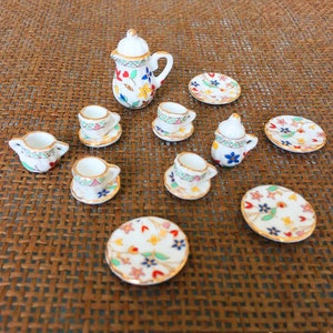 Miniature Ceramics Tea Cup Set Miniatures Cups Teapot Dollhouse ...