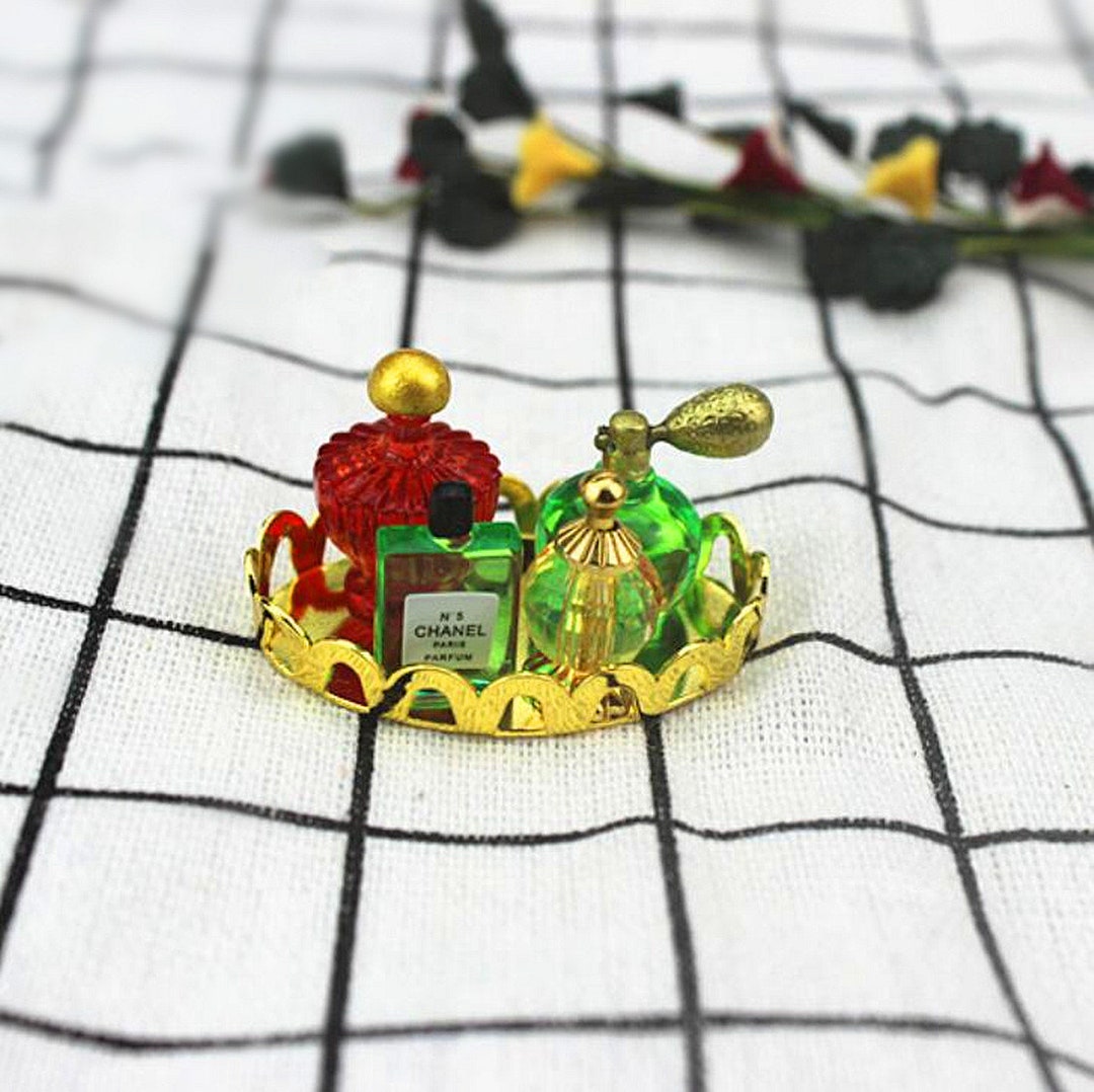 Miniature Perfume Set Dollhouse Miniatures Diorama Miniatures ...