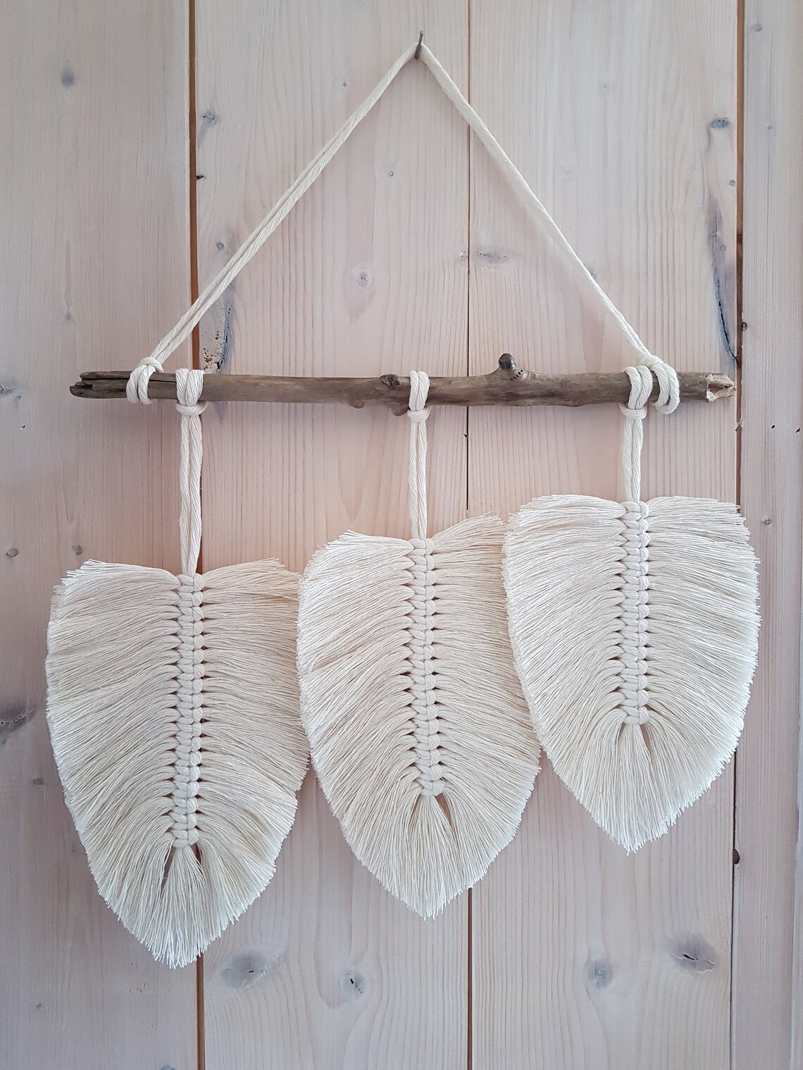 Décoration murale 3 Feuilles macramé de même couleur sur bois - Etsy France