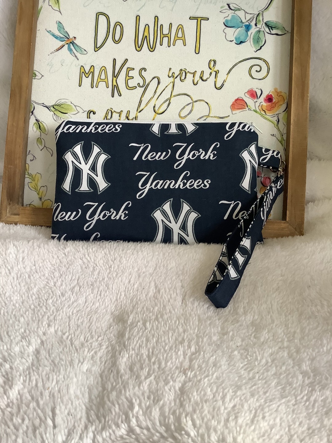 New York Yankees Wristlet, Makeup Pouch, Wallet, Purse, Spring Clutch ...