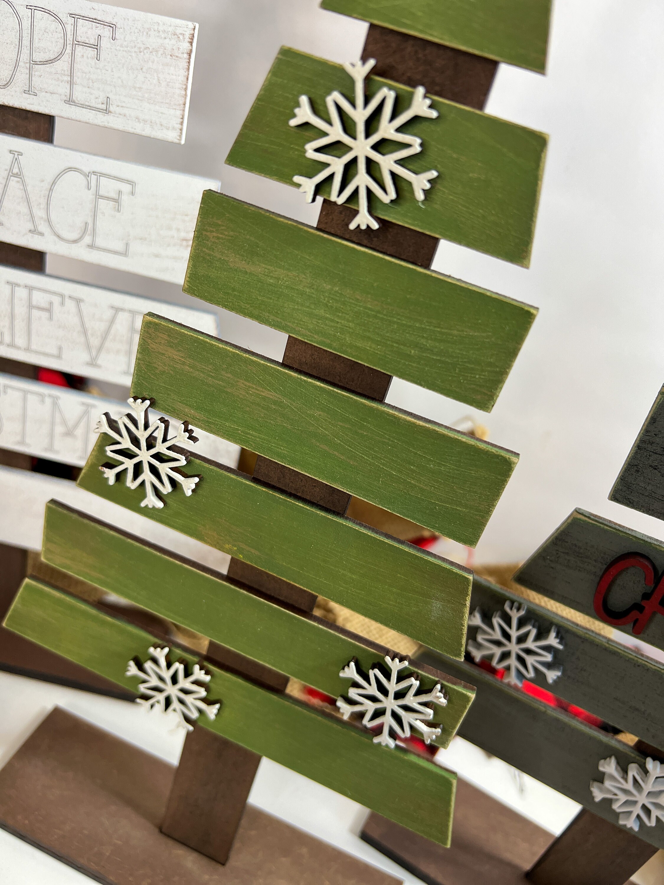 Decorative Free Standing Pallet Trees - Etsy